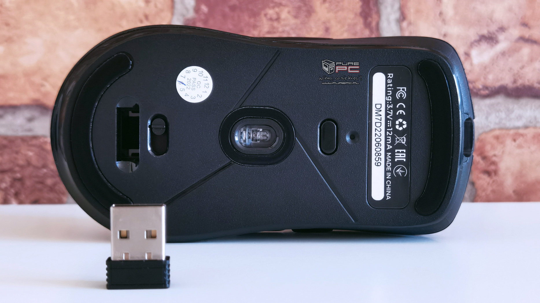 Test myszki Dream Machines DM7 Switch Duo - bezprzewodowy, symetryczny ...