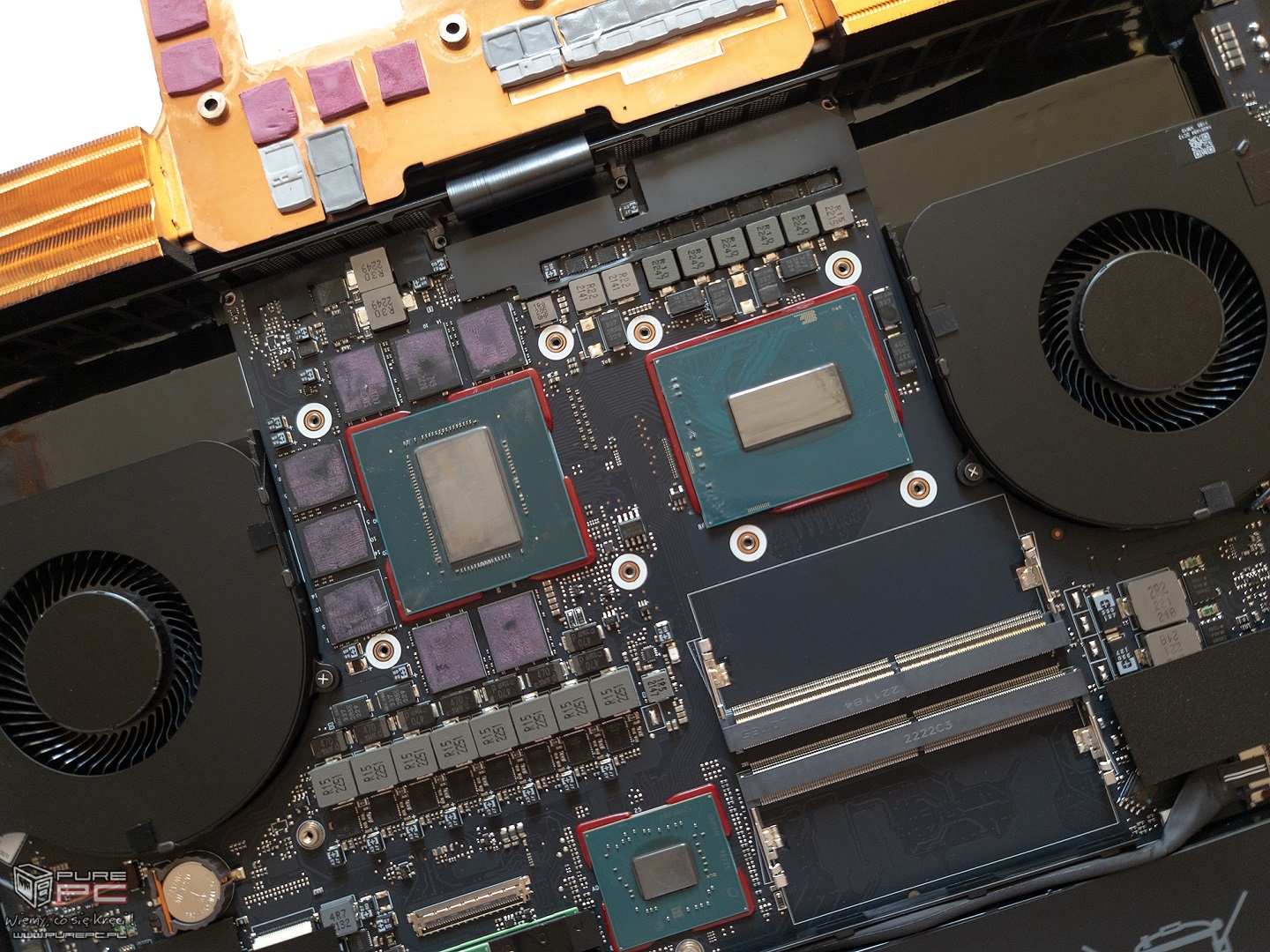 Test NVIDIA GeForce RTX 4090 Laptop GPU w Razer Blade 16 - Mocna ...