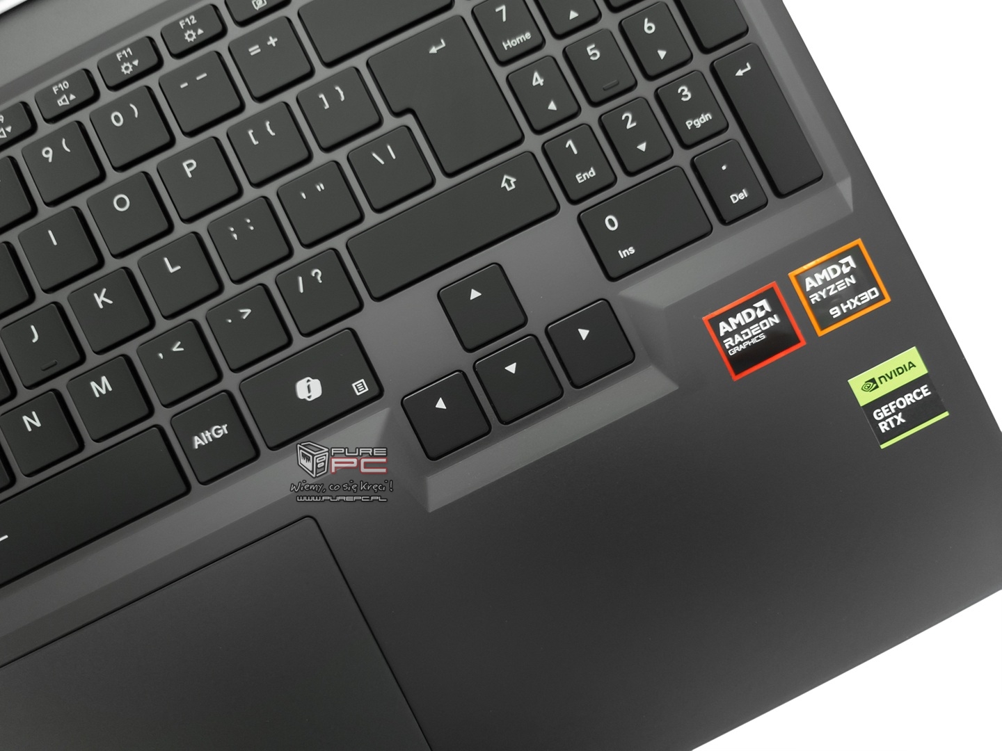 Test Hyperbook A16 Zen z AMD Ryzen 9 9955HX3D oraz NVIDIA GeForce RTX ...