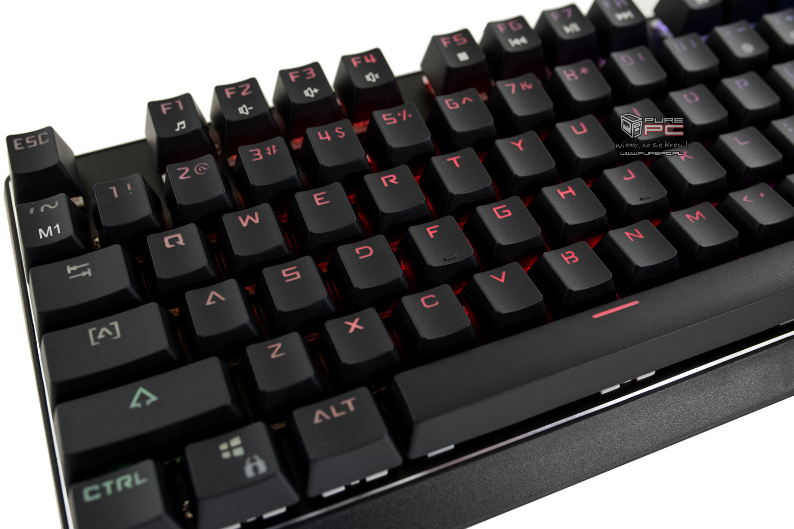 Modecom Volcano Lanparty RGB - Mechanik RGB za 250 złotych | PurePC.pl