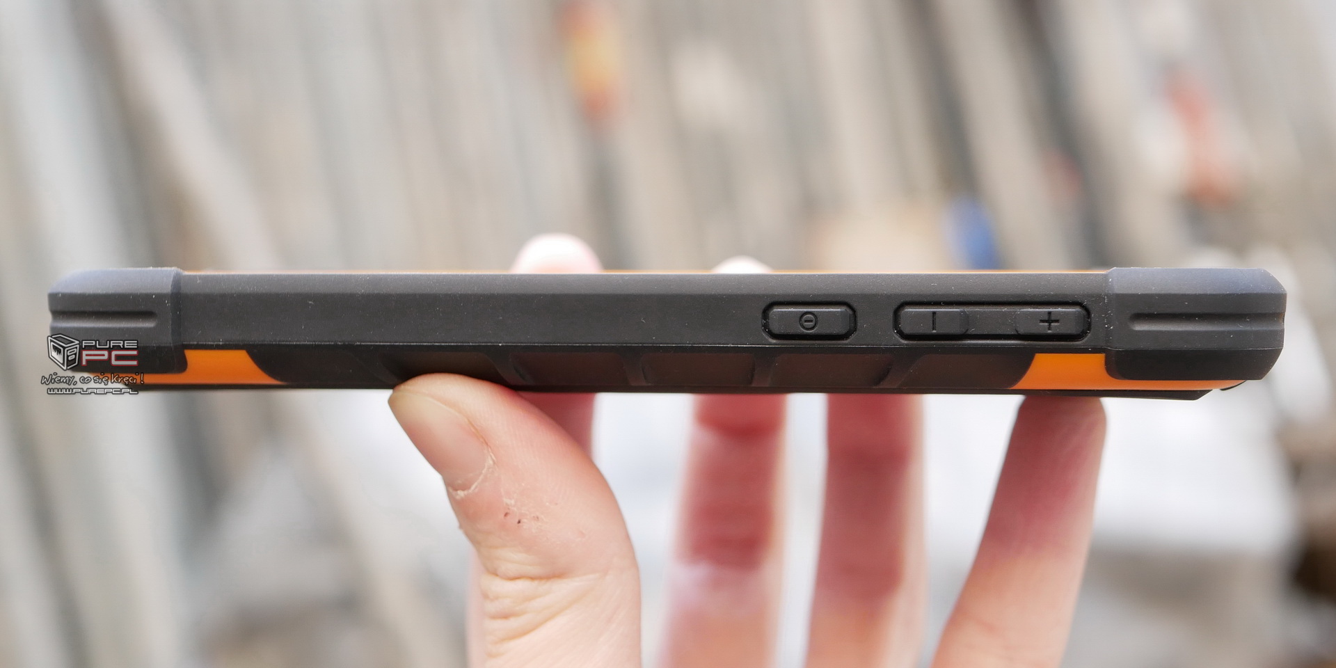 Hammer Active 2 LTE - czy warto kupić niedrogiego pancerniaka? | PurePC.pl