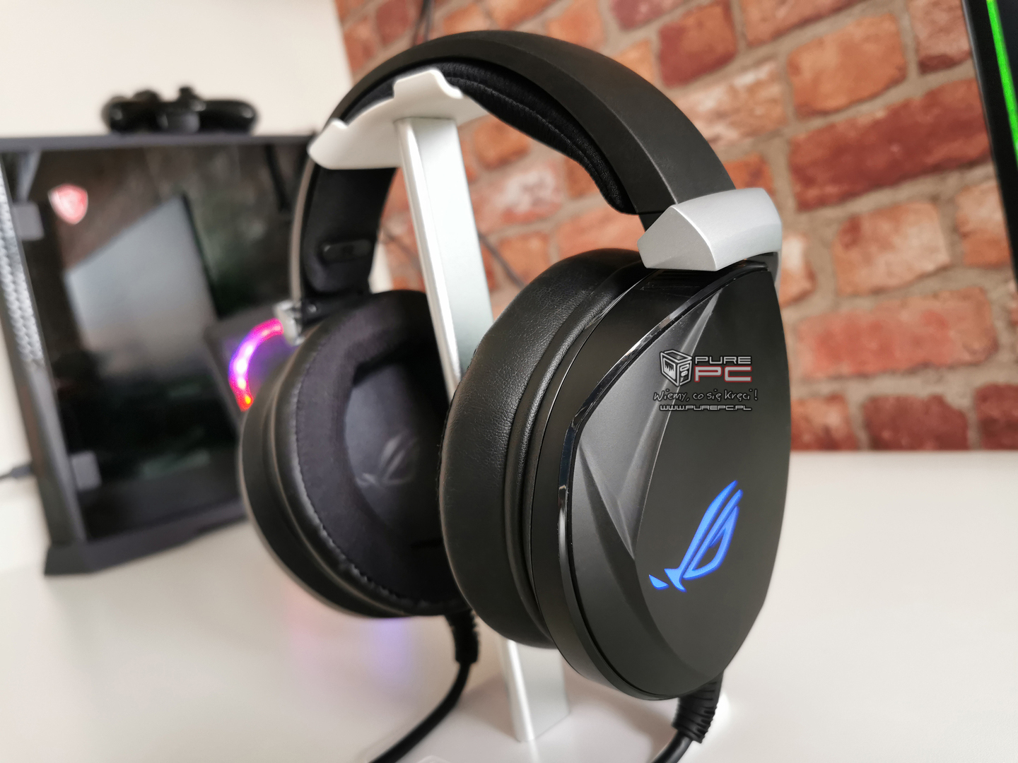 Test ASUS ROG Theta 7.1 - słuchawki z ośmioma przetwornikami (strona 2 ... Test ASUS ROG Theta 7.1 - słuchawki z ośmioma przetwornikami (strona 2 ...