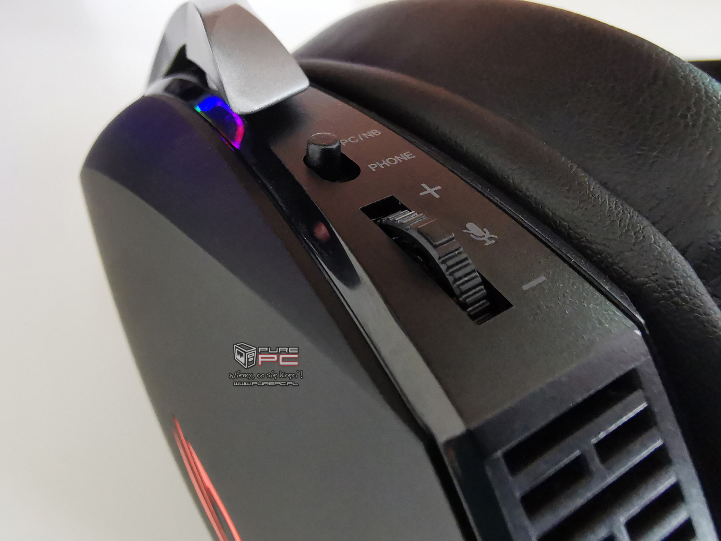 Test ASUS ROG Theta 7.1 - słuchawki z ośmioma przetwornikami (strona 3 ... Test ASUS ROG Theta 7.1 - słuchawki z ośmioma przetwornikami (strona 3 ...