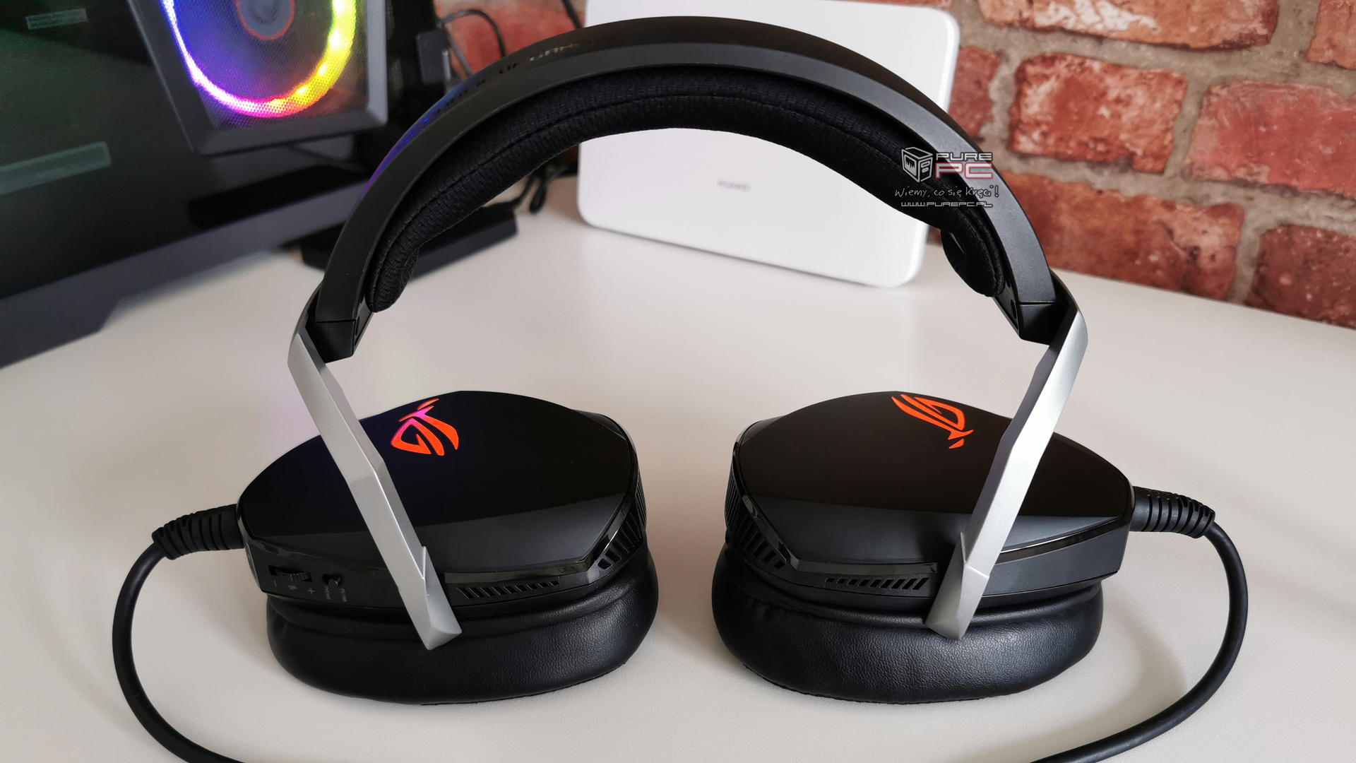 Test ASUS ROG Theta 7.1 - słuchawki z ośmioma przetwornikami (strona 3 ... Test ASUS ROG Theta 7.1 - słuchawki z ośmioma przetwornikami (strona 3 ...
