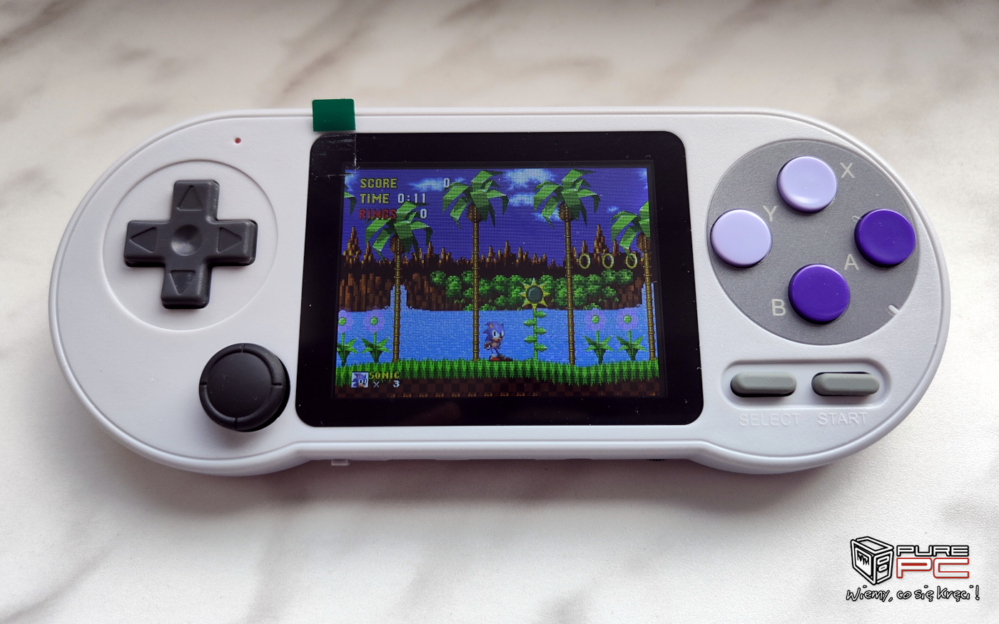 Data Frog SF2000 - recenzja przypominającego kontroler do SNES-a ...