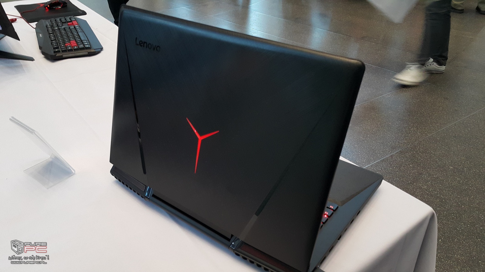 Pierwsze wrażenia: Lenovo IdeaPad Y910 z GeForce GTX 1080 | PurePC.pl