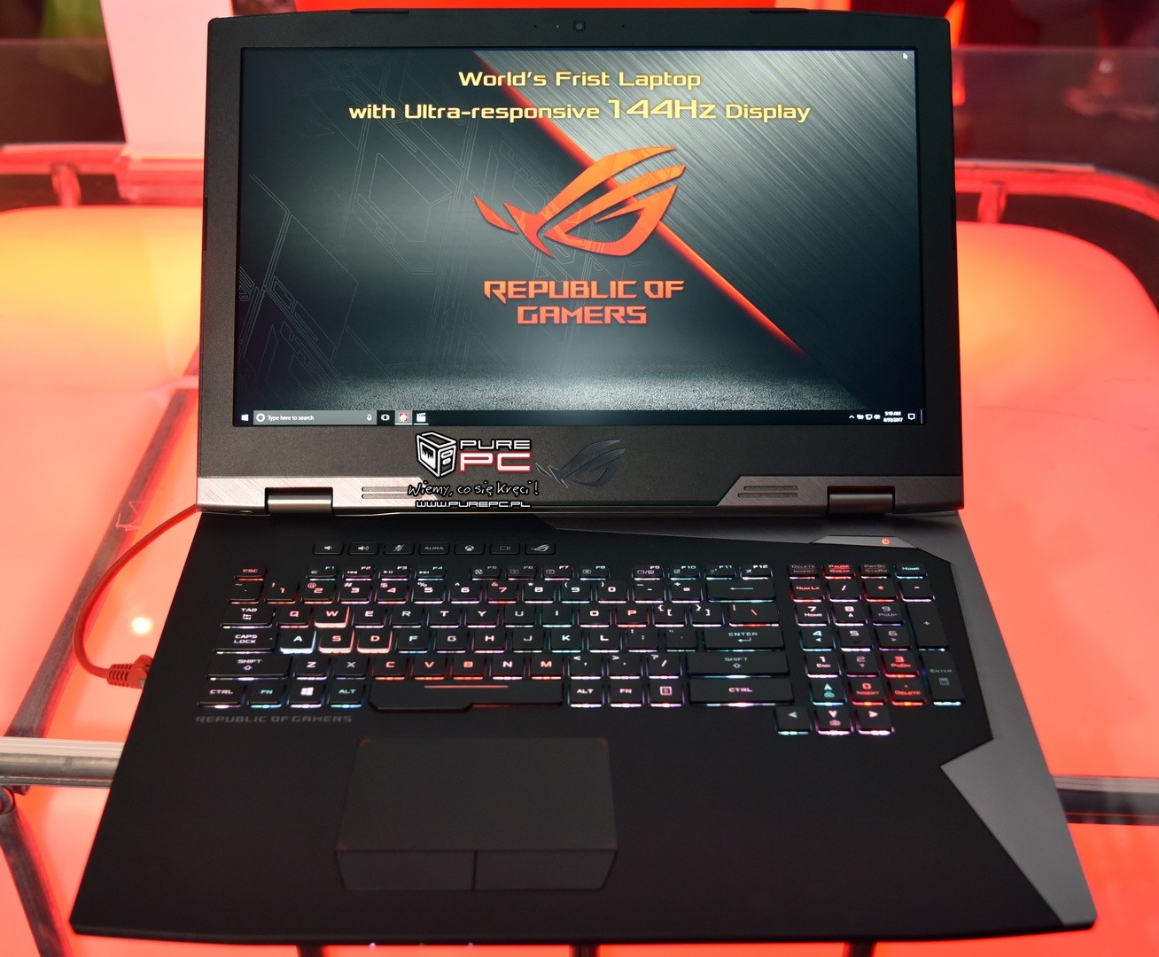 ASUS ROG Chimera - laptop z matrycą o odświeżaniu 144 Hz | PurePC.pl