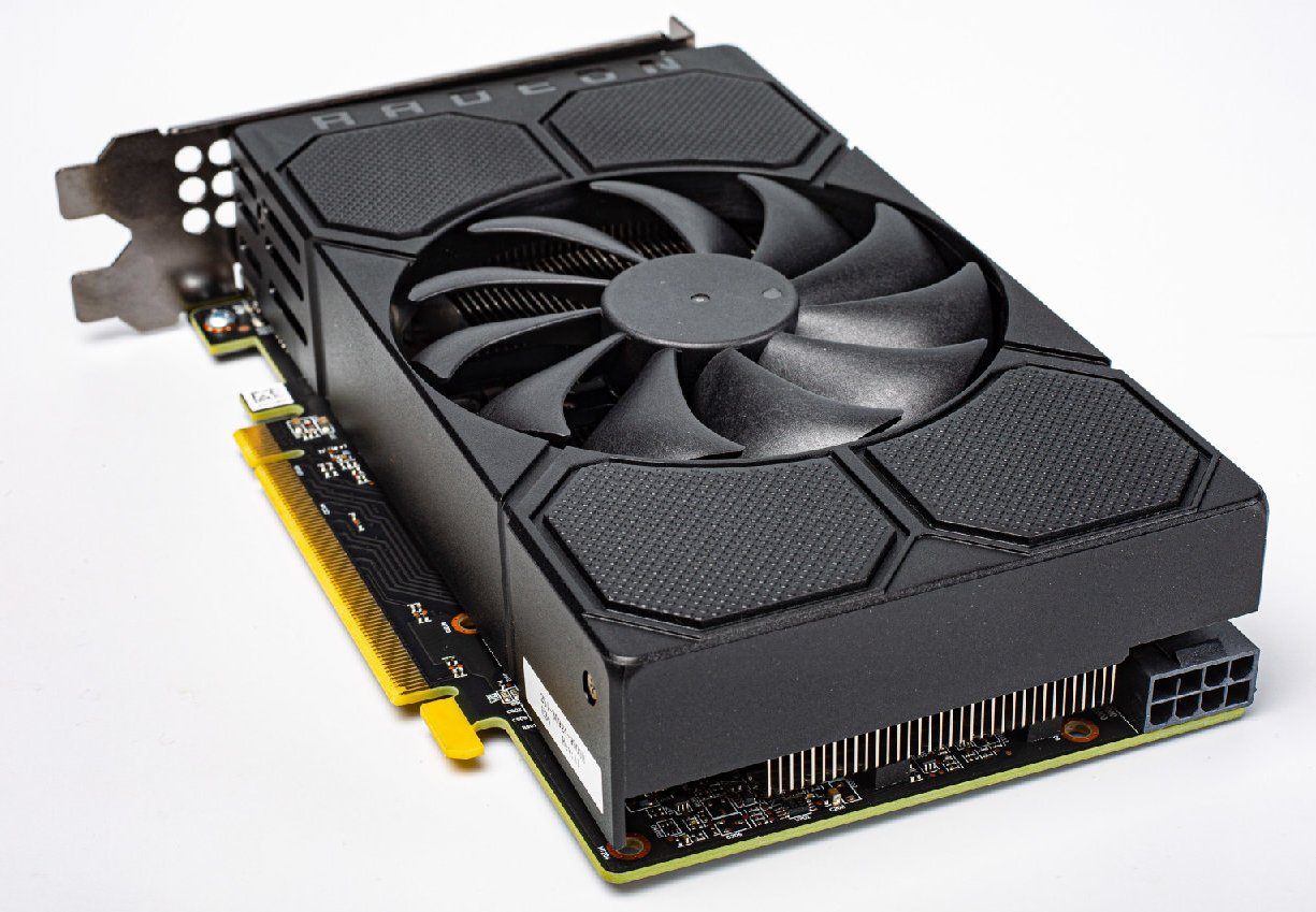 AMD Radeon RX 5500 - Pojawiły się pierwsze testy wersji OEM | PurePC.pl