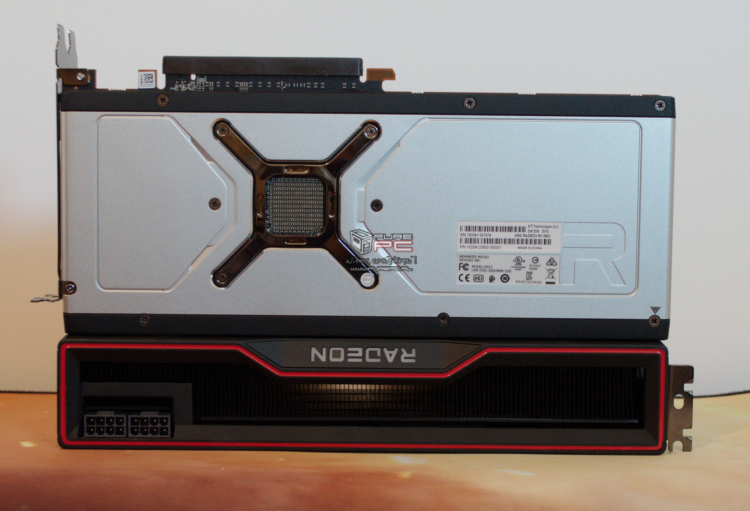 AMD Radeon RX 6800 XT - prezentacja karty i zapowiedź testu | PurePC.pl