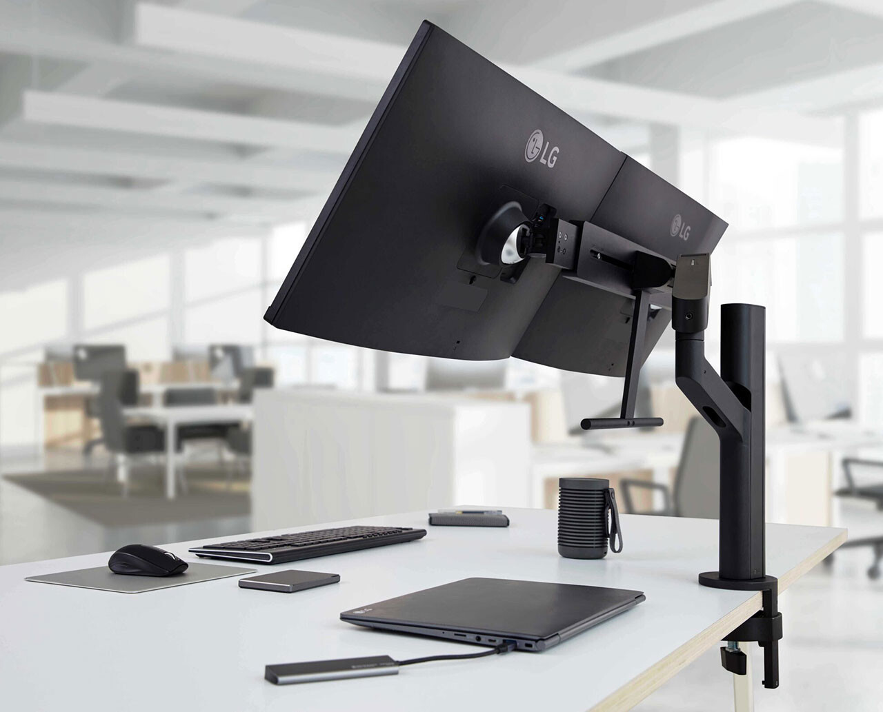 LG Ergo Dual 27QP88D oraz LG Ergo Single 32QP880 - biurowe monitory ...
