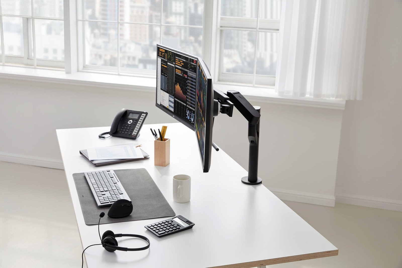 LG Ergo Dual 27QP88D oraz LG Ergo Single 32QP880 - biurowe monitory ...