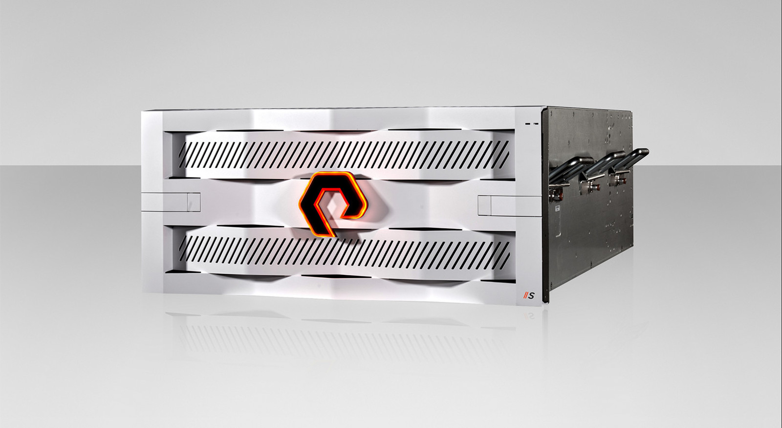 Pure Storage zapowiada nośniki SSD o imponującej pojemności 300 TB ...