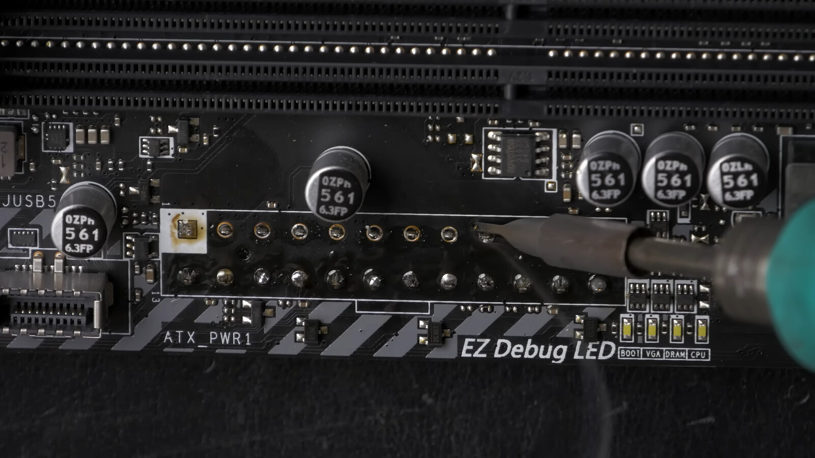 PC bez widocznych kabli. Oto polska odpowiedź na płyty główne ASUS BTF ...