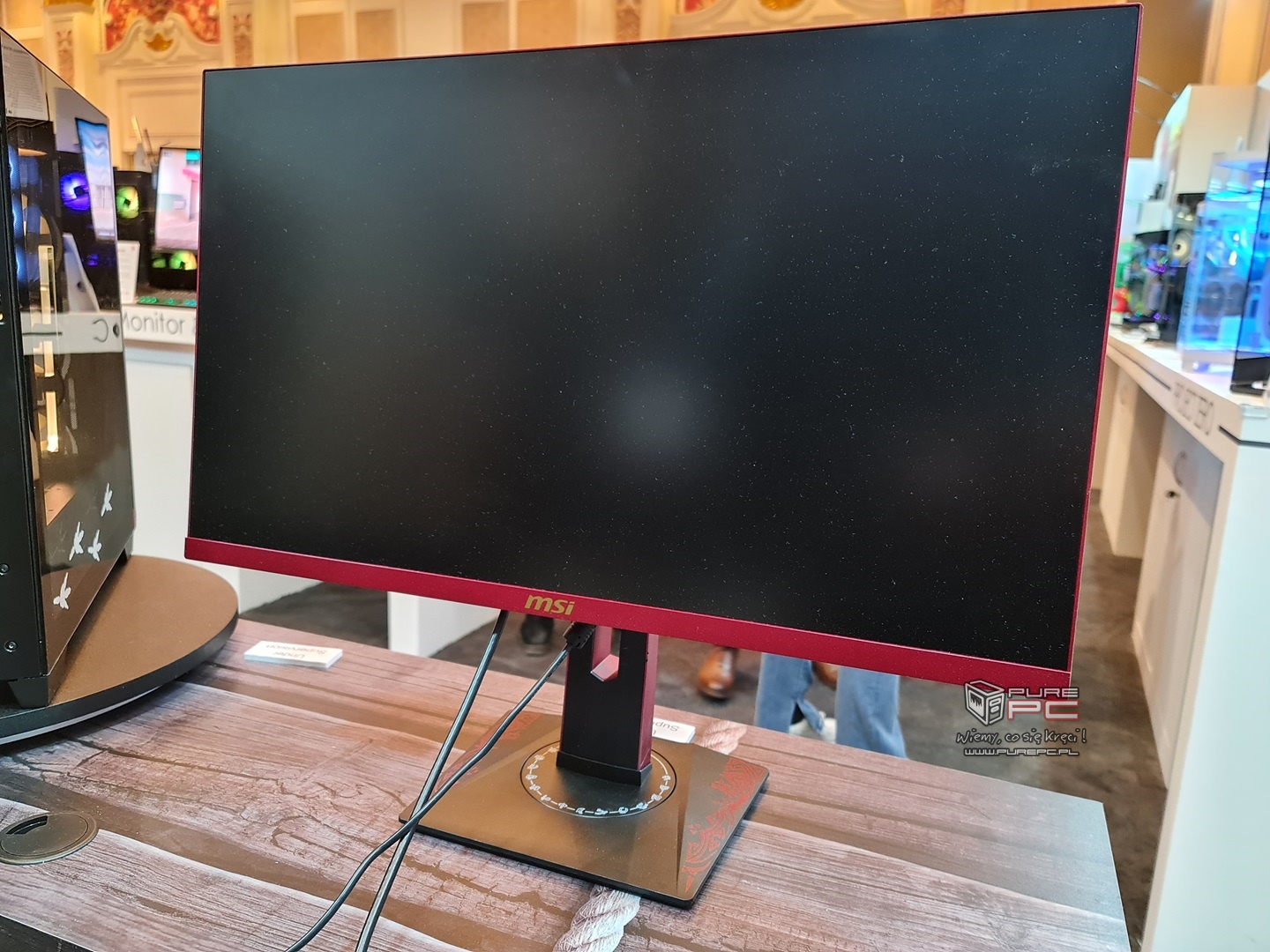 MSI Modern MD242UPW - niewielki monitor 4K do biura. Plus prezentacja ...