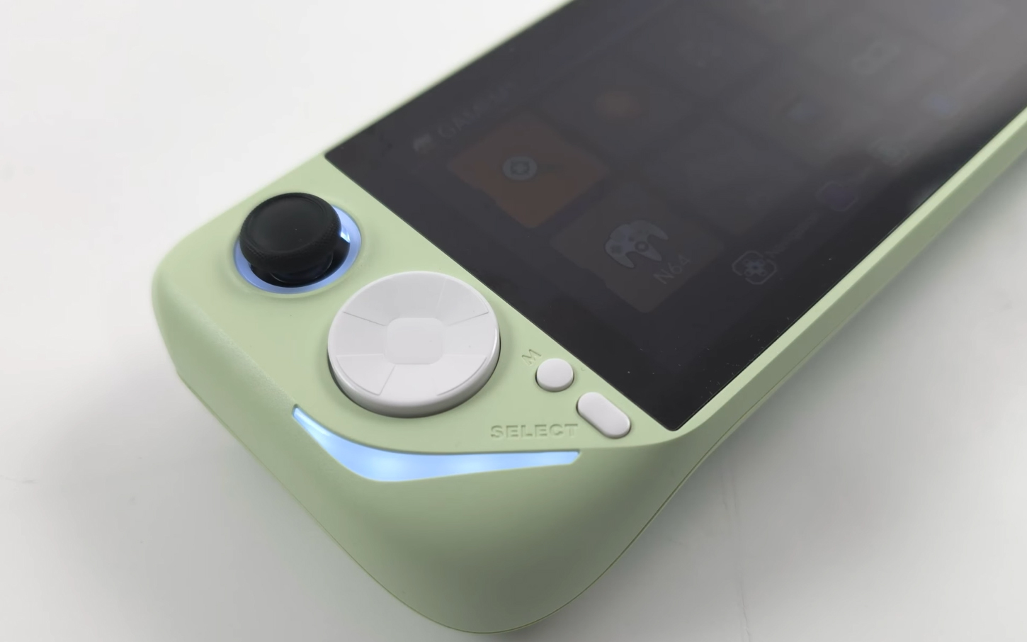 Miniaturowy Steam Deck, którego kupimy za grosze. Handheld pozwoli ...