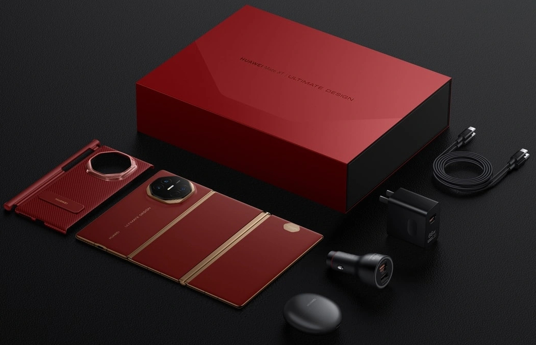 Huawei Mate XT - pierwszy smartfon, którego można podwójnie złożyć ...