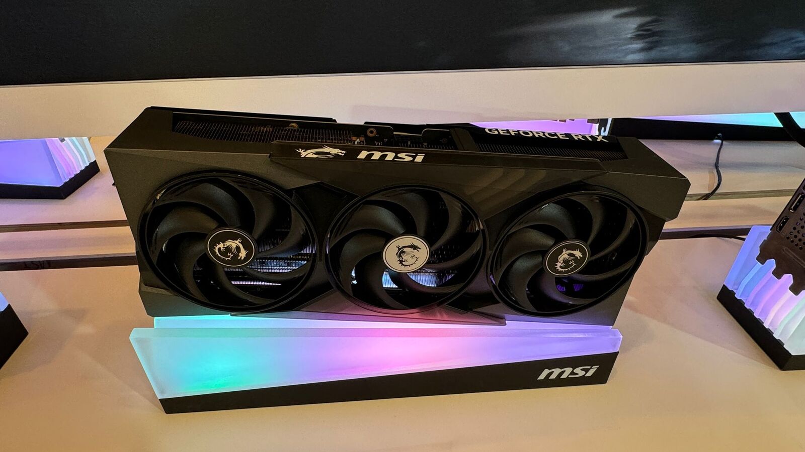 Karty graficzne MSI SUPRIM, Vanguard, Gaming oraz Ventus z układami ...