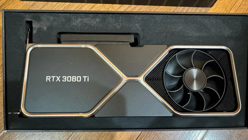 Karta graficzna NVIDIA GeForce RTX 3080 Ti FE z 20 GB VRAM została sprzedana na eBayu za ...