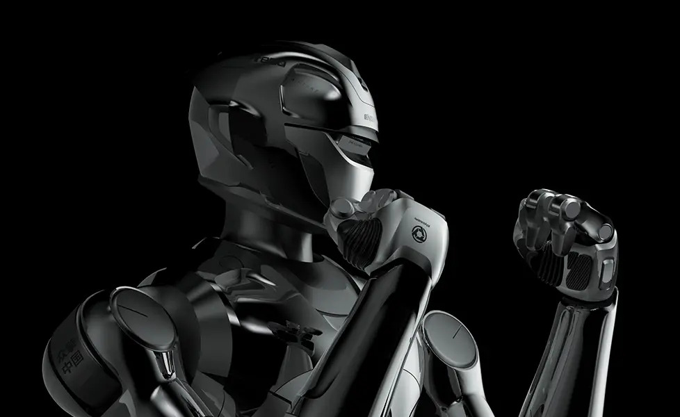 Chiński humanoid EngineAI T800 z możliwościami związanymi z walką ...