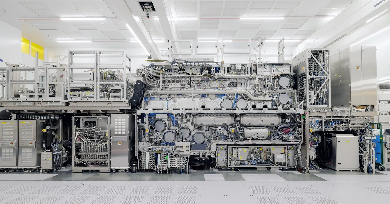 Nikon chce uderzyć w ASML ceną. Japończycy celują w segment ArF ...