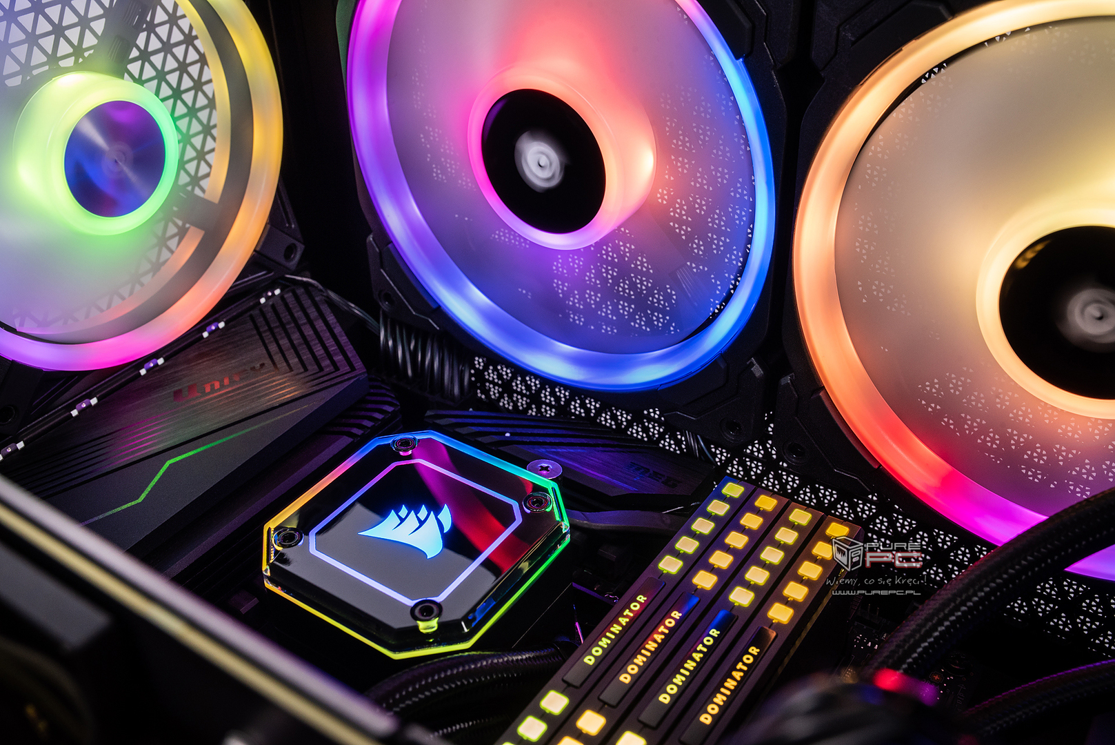 Corsair iCUE - Środowisko podświetlenia RGB LED bez tajemnic. Oto jak ...